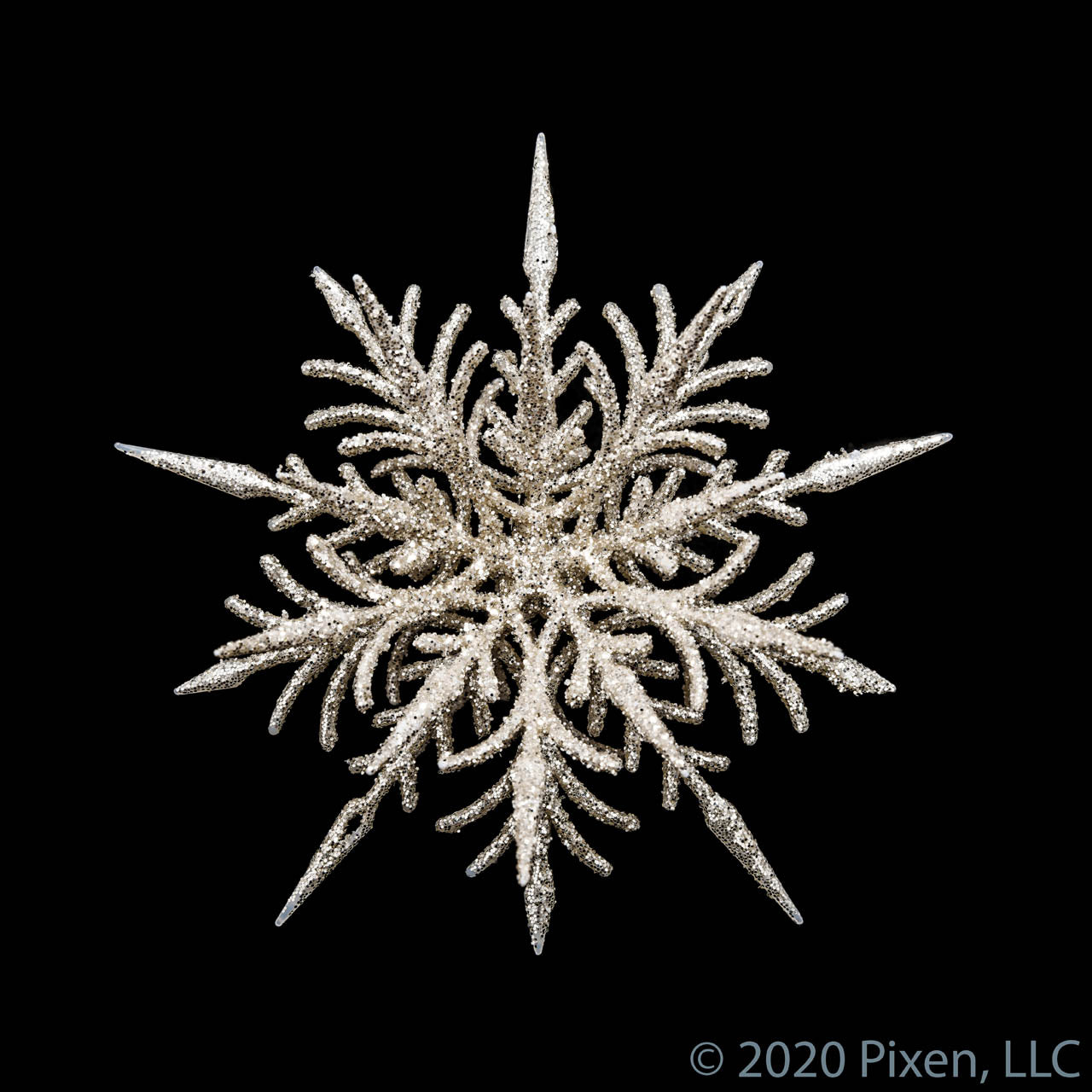Ymir Christmas Ornament by Pixen, 1 single ornament – HouseOfPixen
